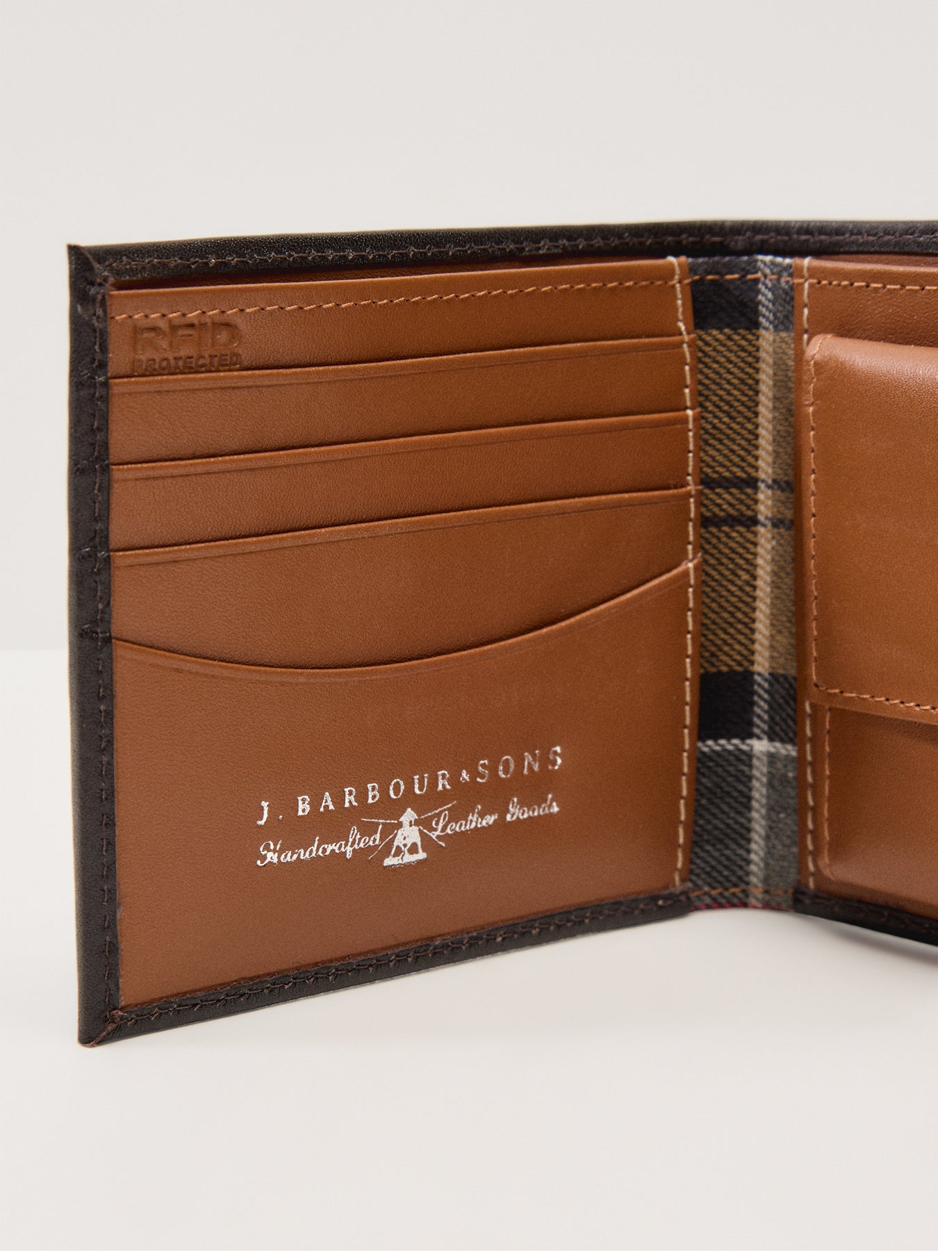 BARBOUR Elvington Leather Billfold Coin Wallet Brown | endource