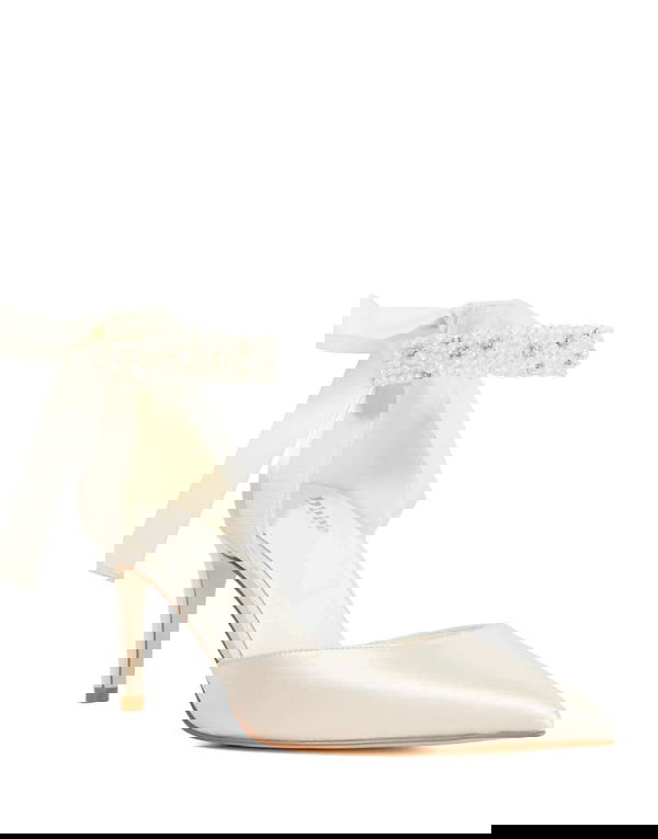 Dune London Corsages Court Shoes In Ivory | endource