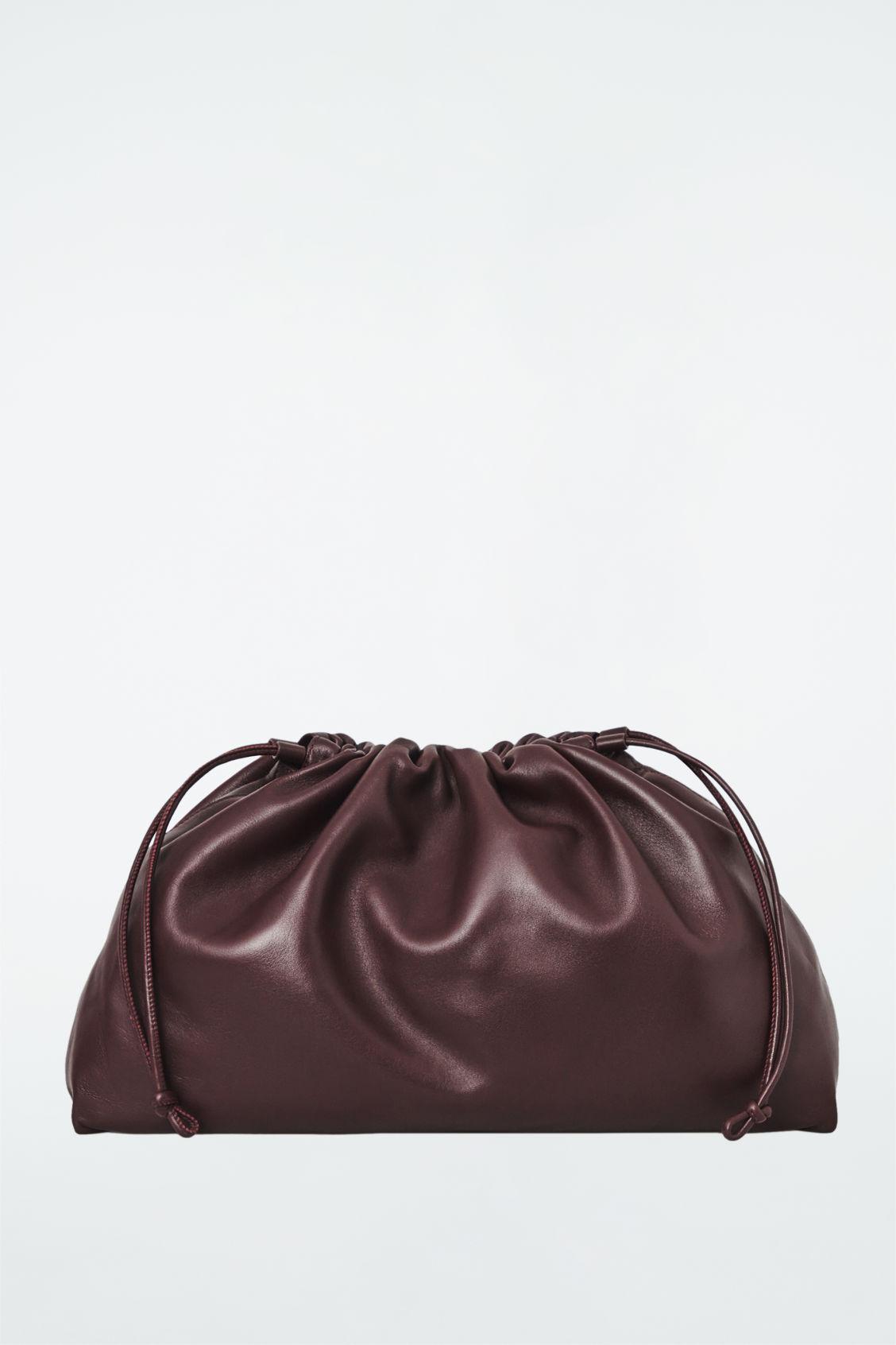 COS Cavatelli Leather Clutch in BORDEAUX | endource