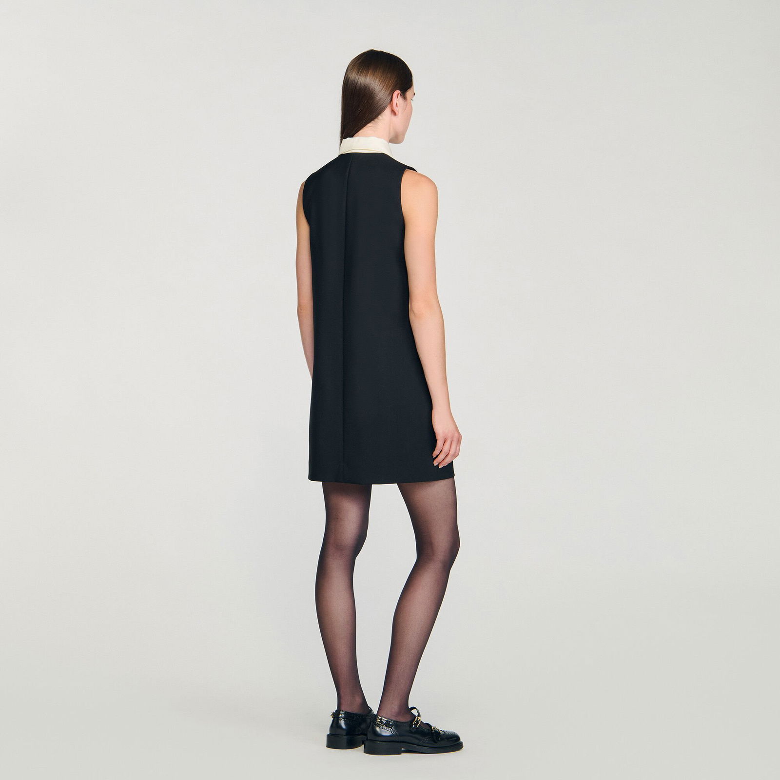 SANDRO Short Dress With Contrast Collar | endource