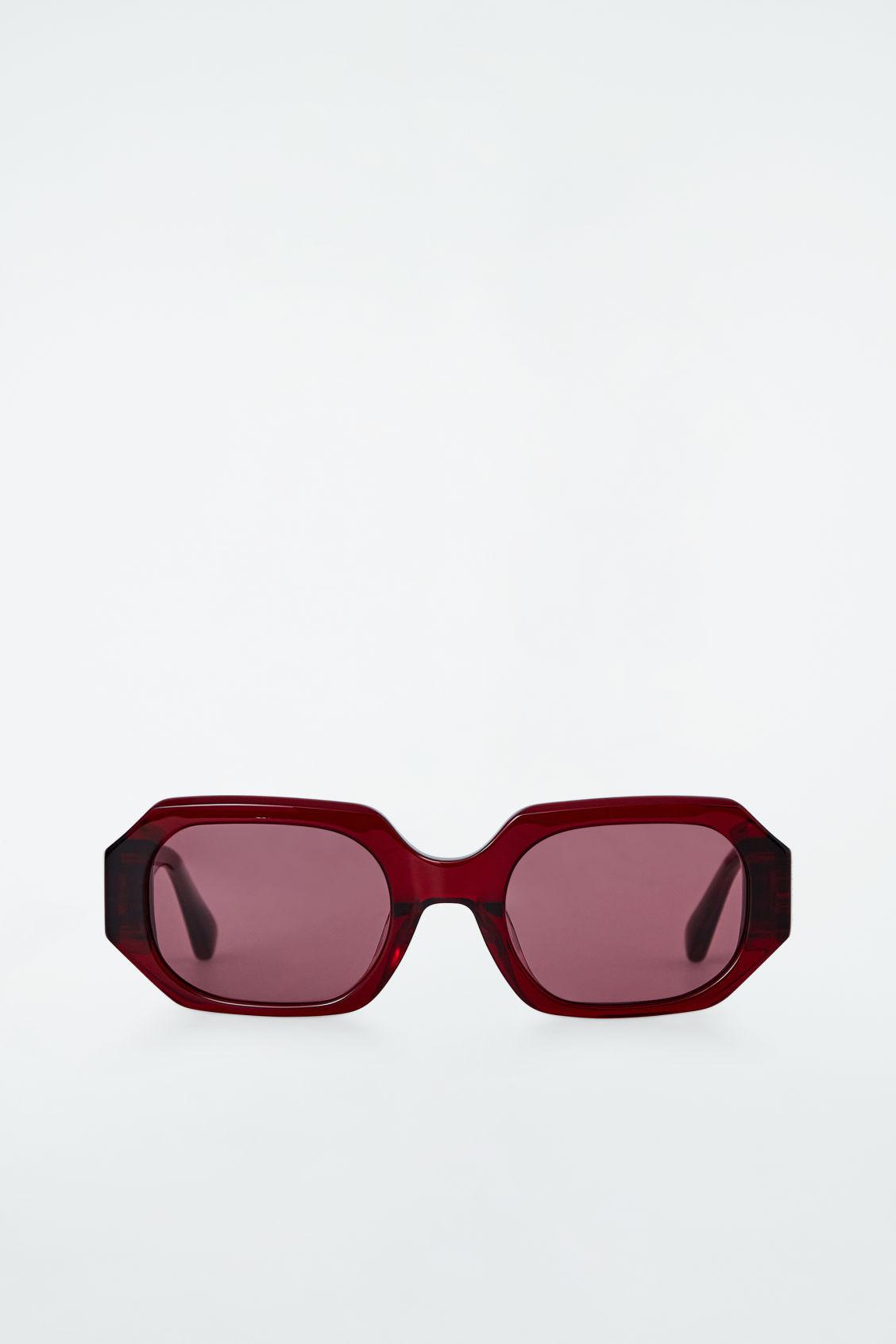 COS Facet Rectangle Sunglasses in CHERRY / MAROON | endource