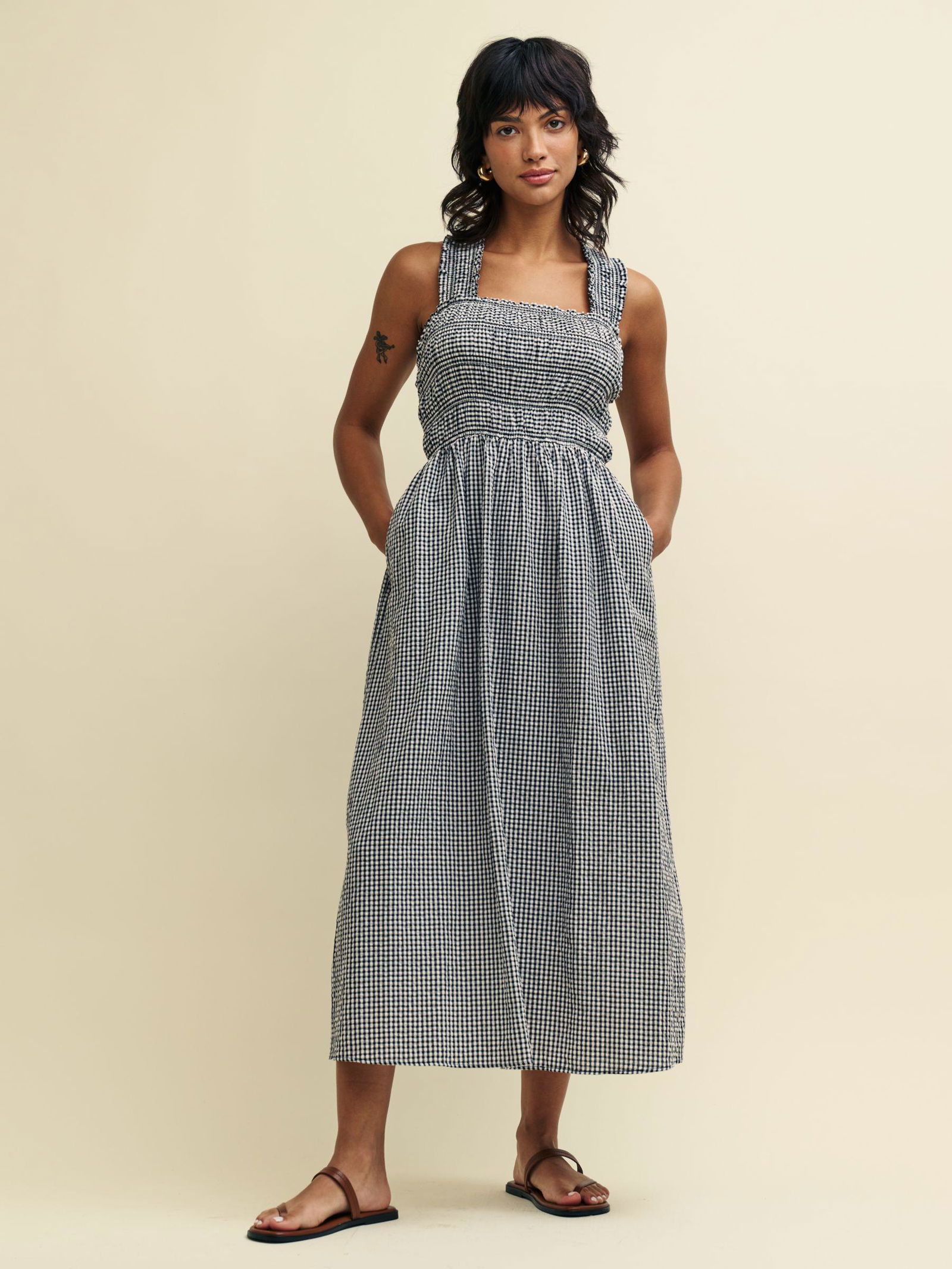 NOBODY'S CHILD Joy Micro Mono Gingham Midi Dress in Black | Endource