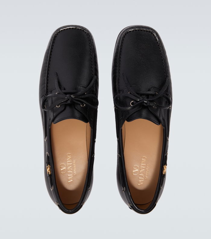 VALENTINO GARAVANI Palm Avenue VLogo Leather Boat Shoes | endource