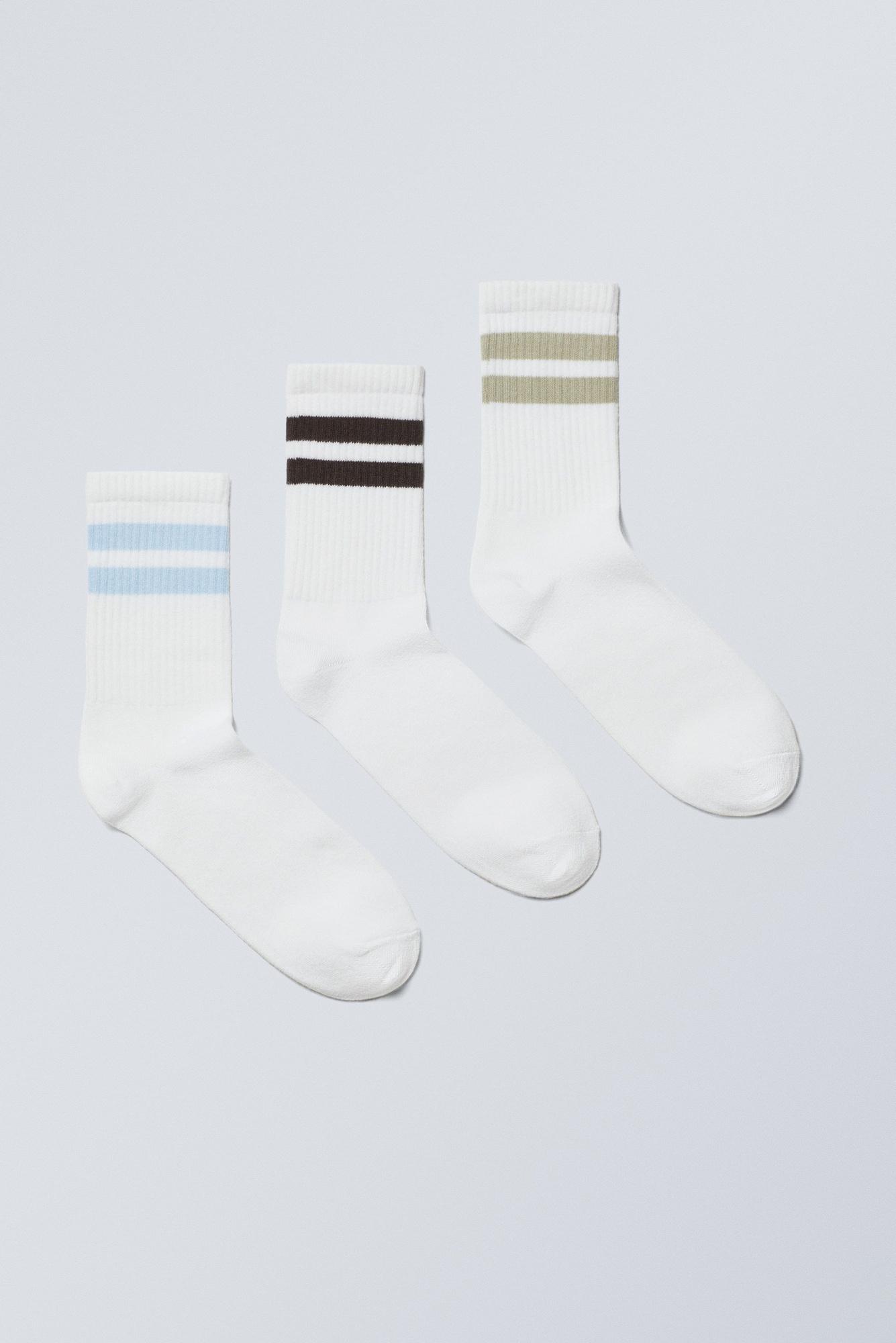 WEEKDAY Striped Sport Socks in White - Blue/Black/Beige | endource