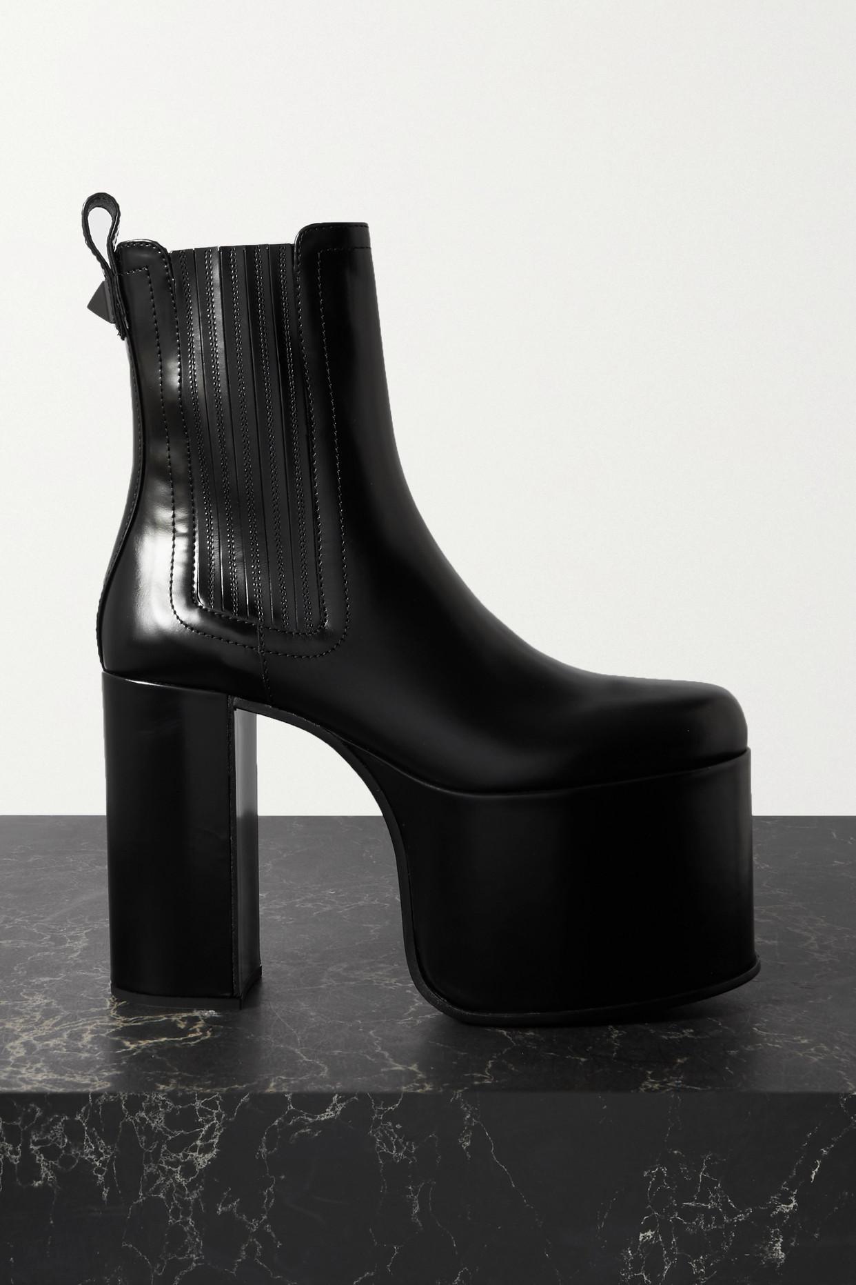 VALENTINO GARAVANI Club Beatle 125 Leather Platform Ankle Boots in Black | endource