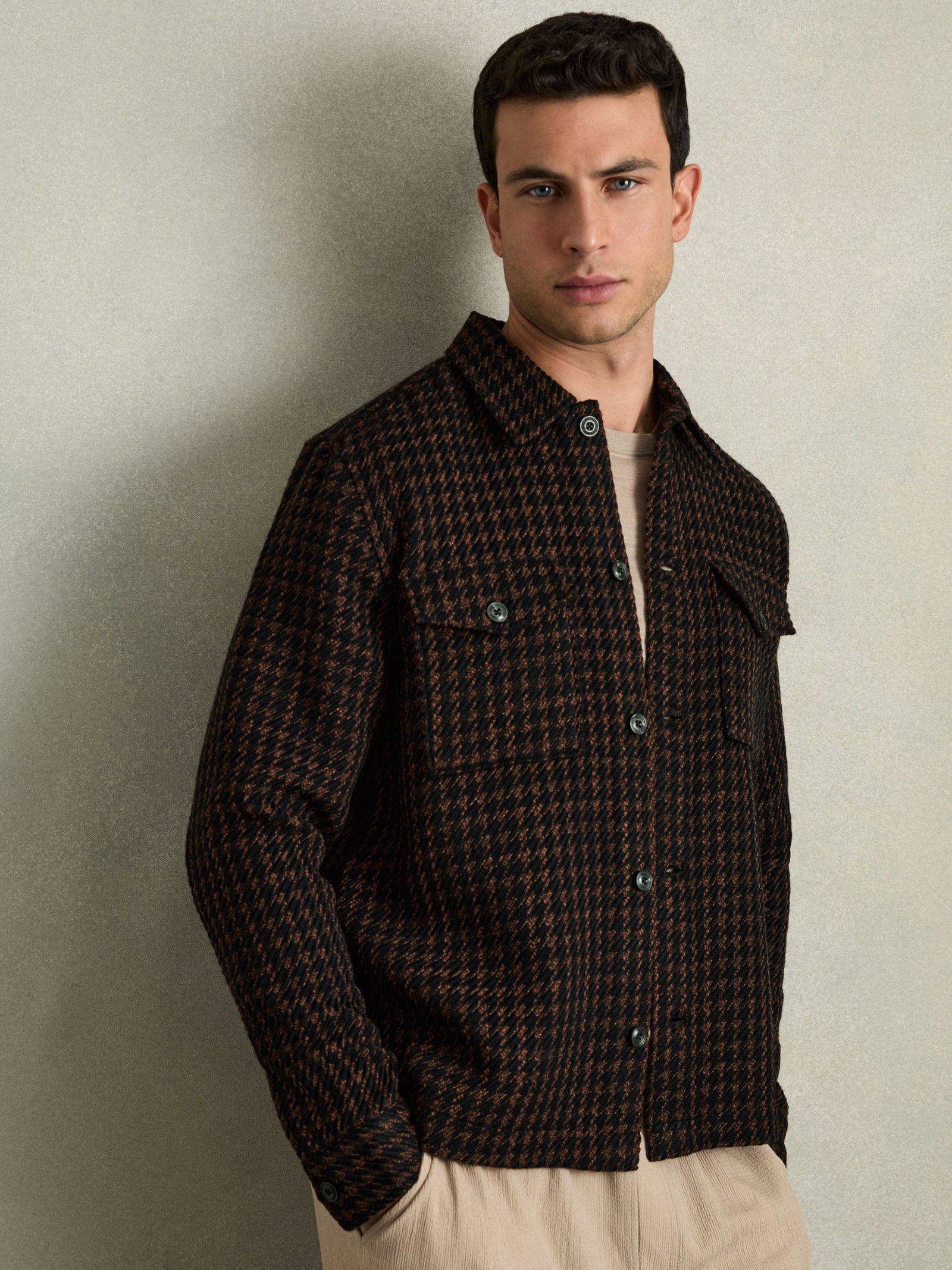 REISS Brushed Houndstooth-Check Overshirt in Navy/Rust | endource