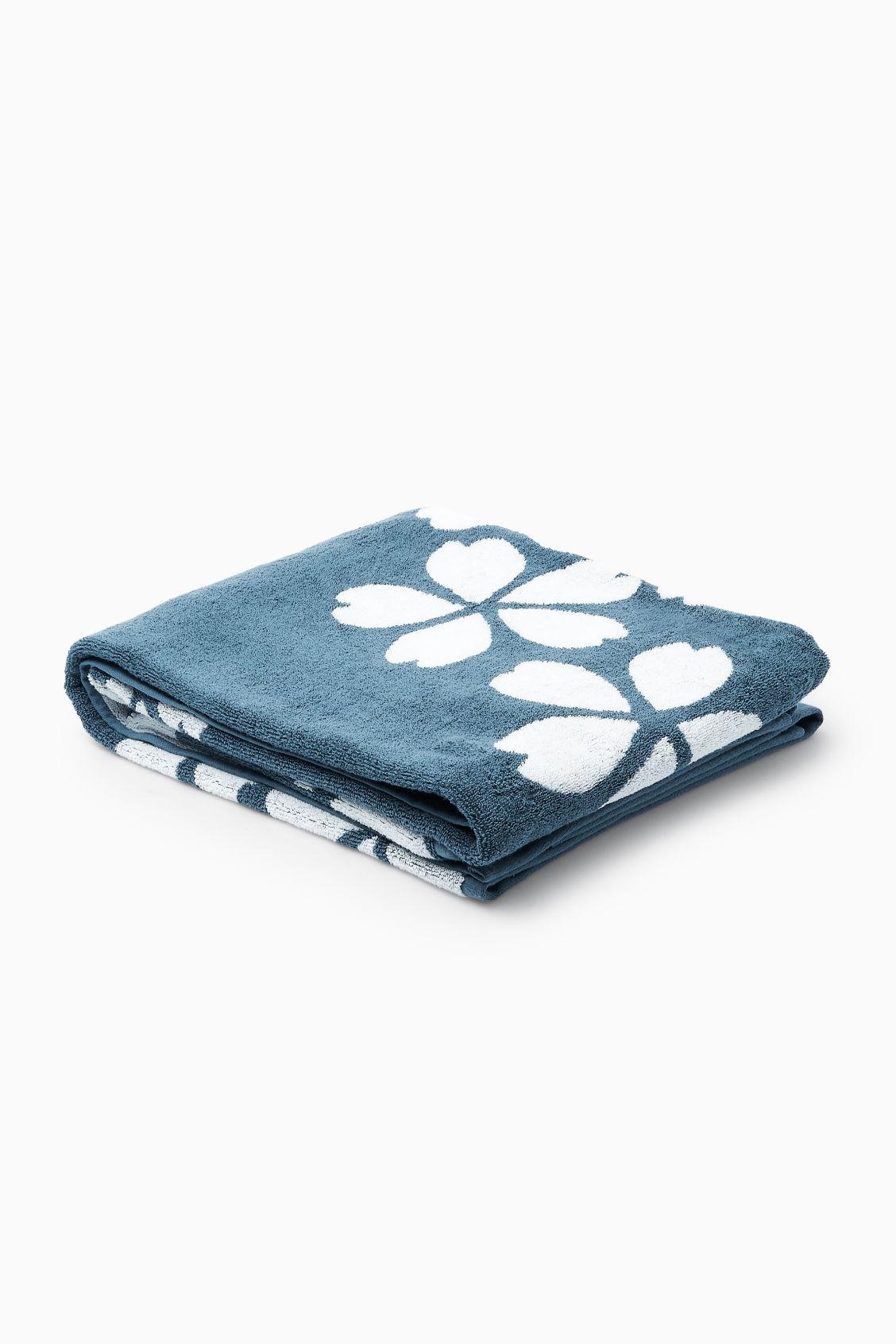 COS Floral Terry Beach Towel | endource