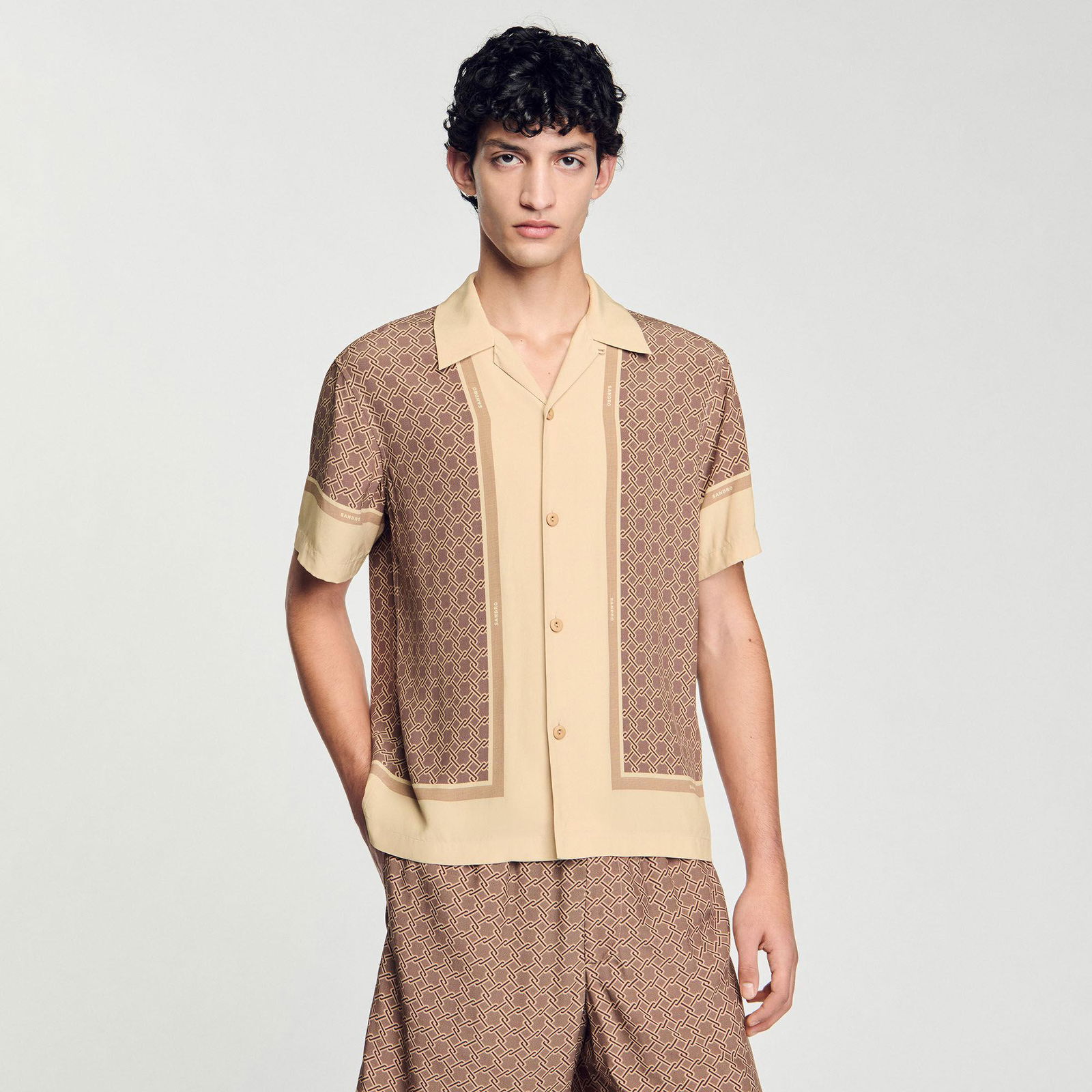 SANDRO Short-Sleeved Patterned Shirt in Dark Blue | endource