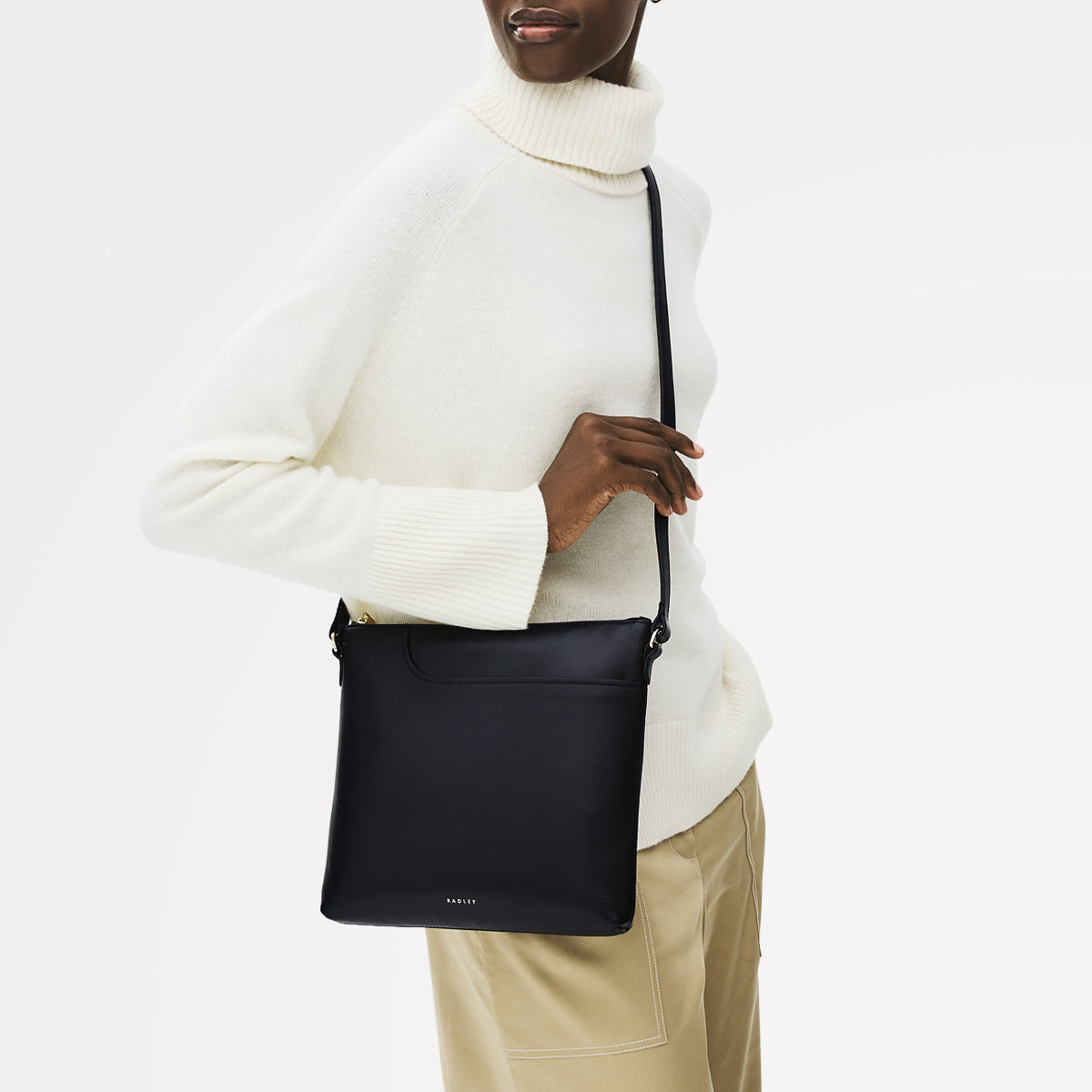 RADLEY Pockets Leather Large Ziptop NS Cross Body Bag In Black | endource