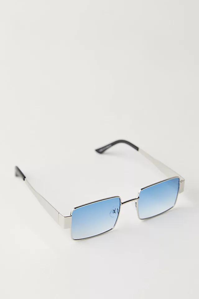 FREE PEOPLE Rover Square Sunnies in Silver / Blue | Endource