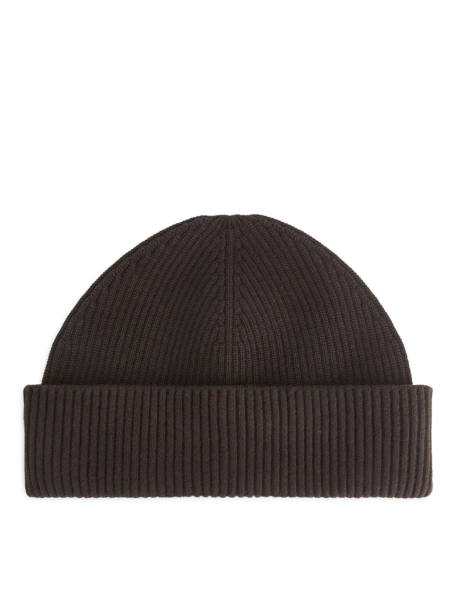 ARKET Short Ribbed Cotton Beanie | endource