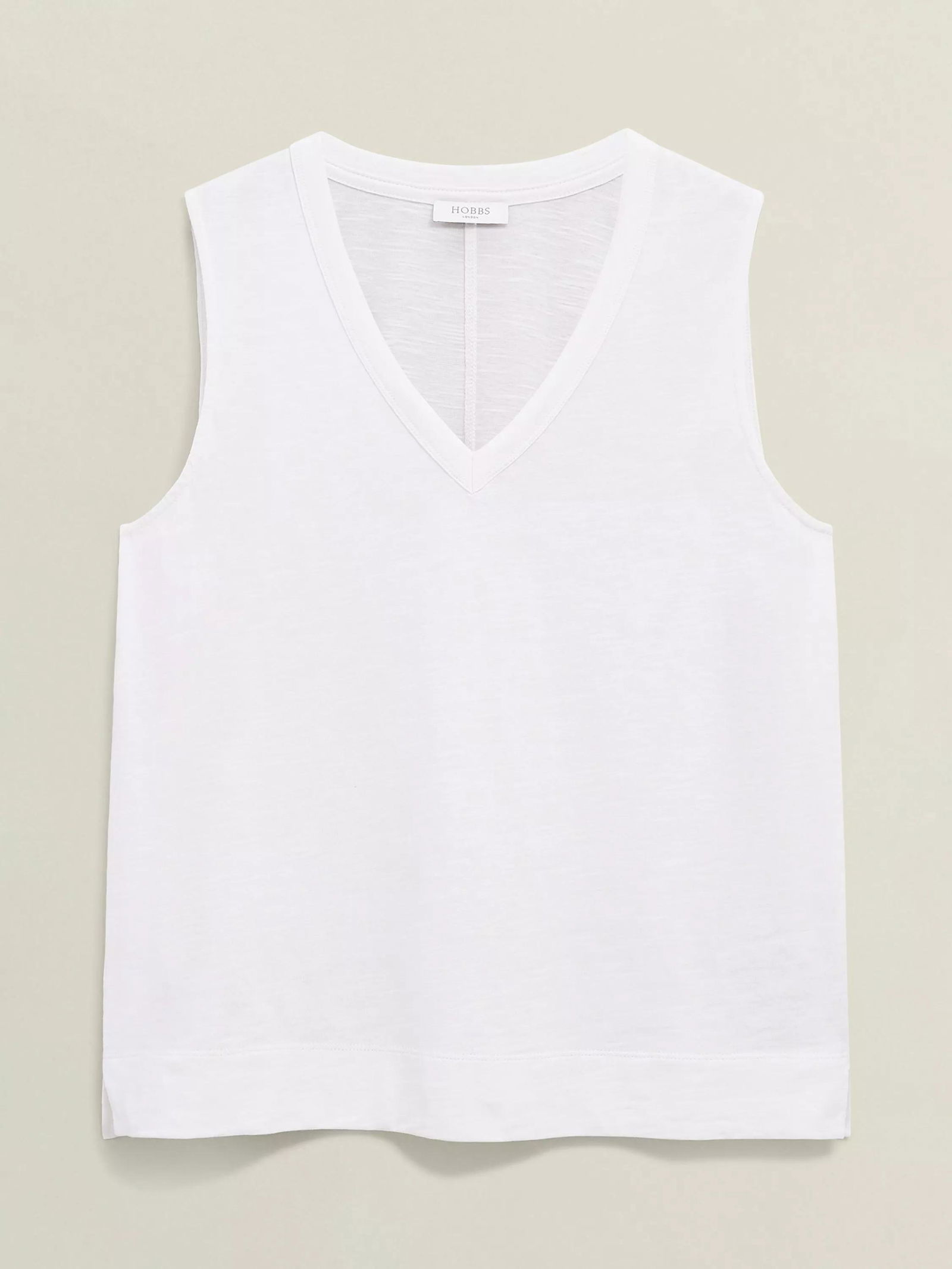 HOBBS Lilla Slub V-Neck Vest Top in White | endource