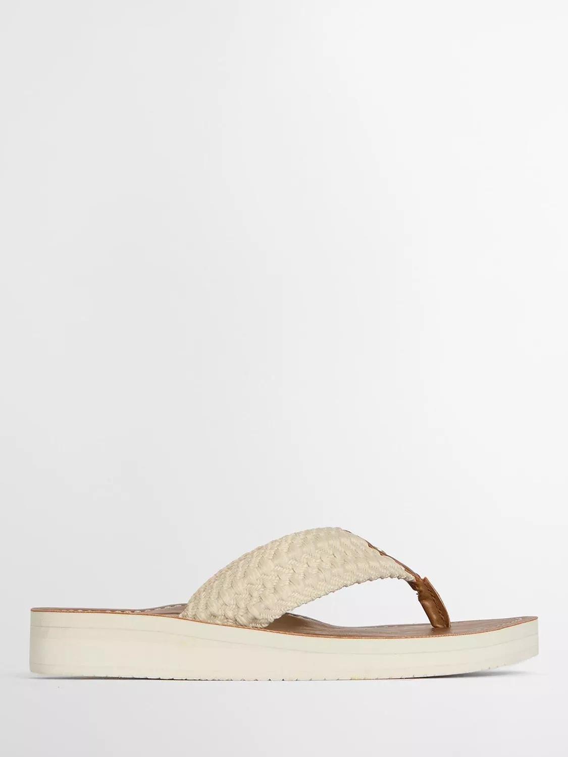 BARBOUR Kelburn Sandals in White | endource