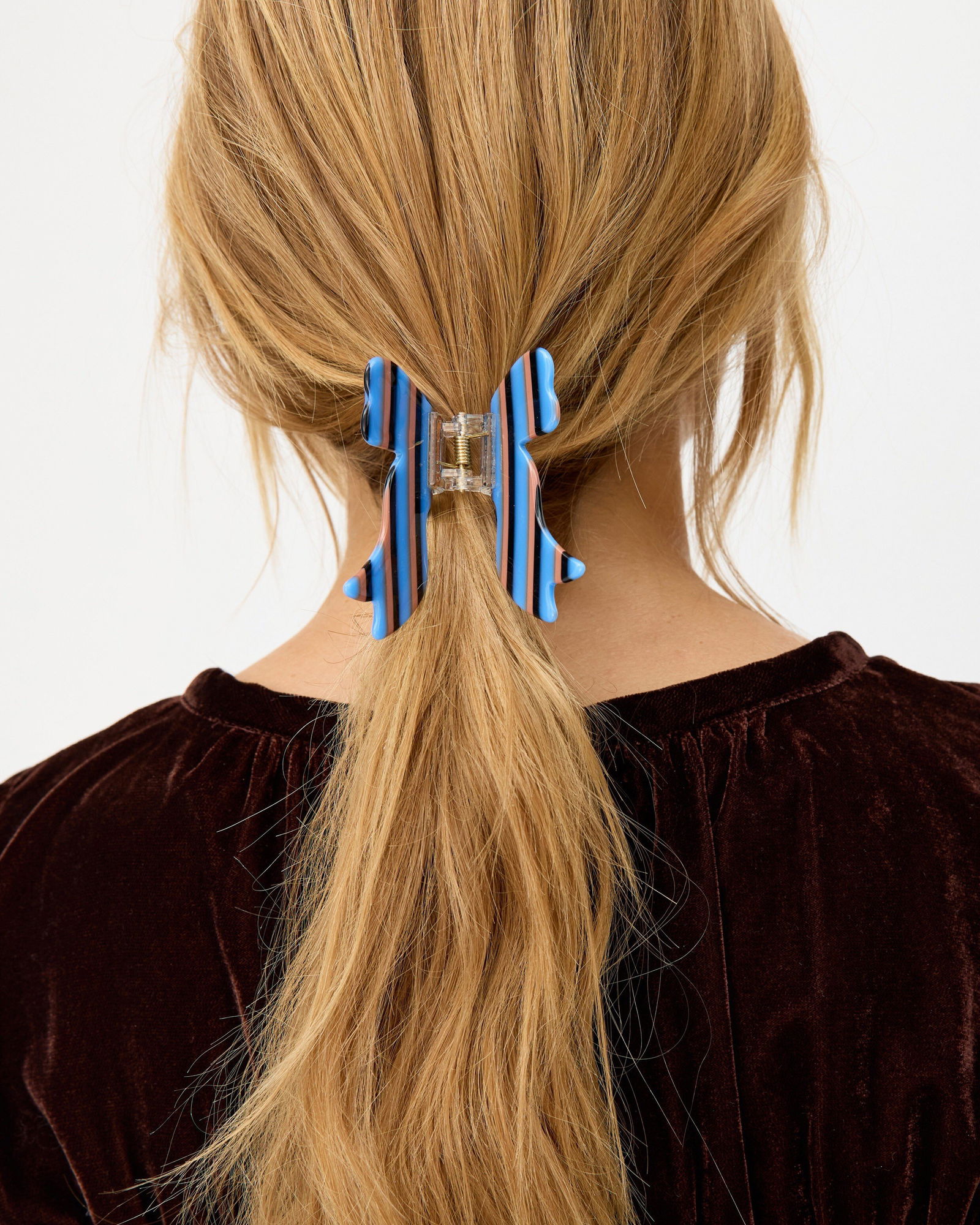 OLIVER BONAS Tatiana Bow Blue Stripe Resin Hair Claw Clip | endource