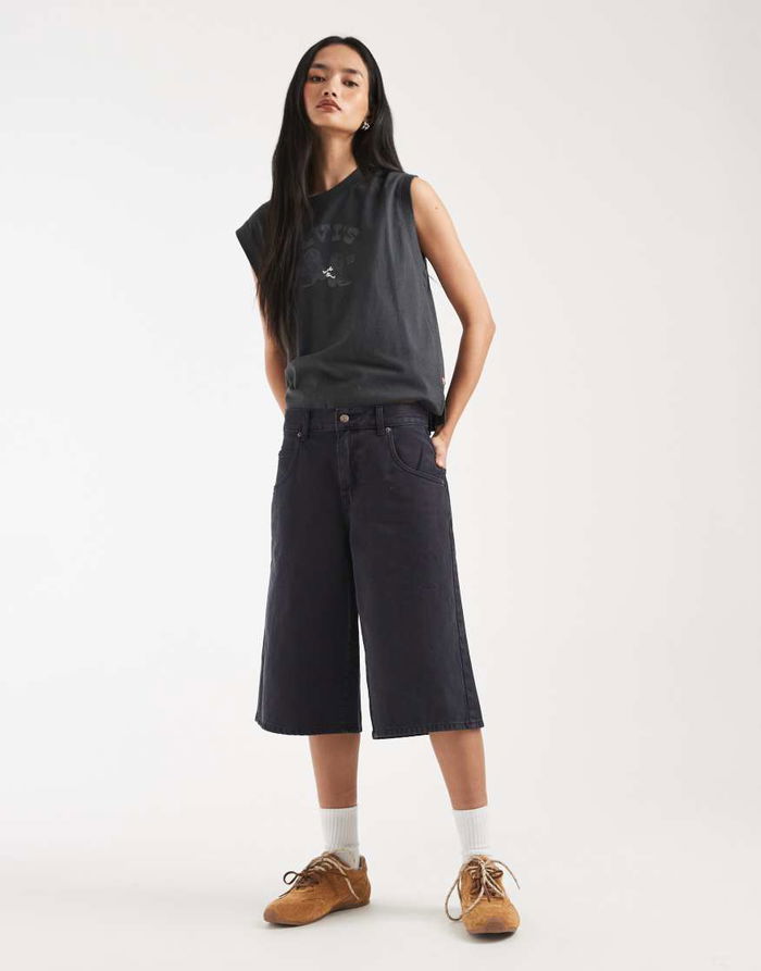 LEVI'S Super Baggy Long Denim Jorts In Black | endource