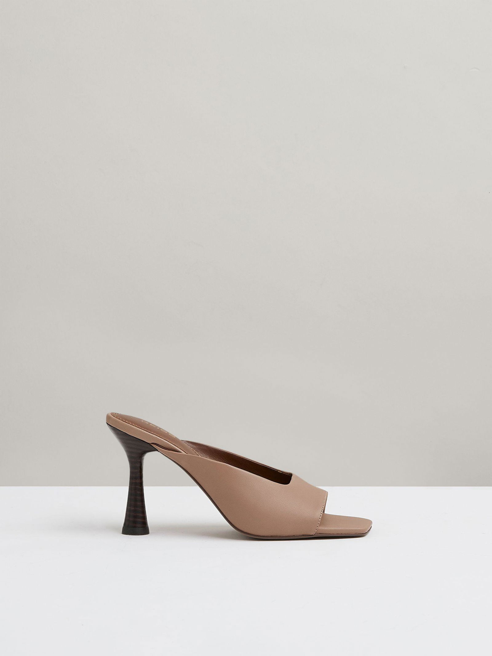 REISS Leather Heeled Mules | endource