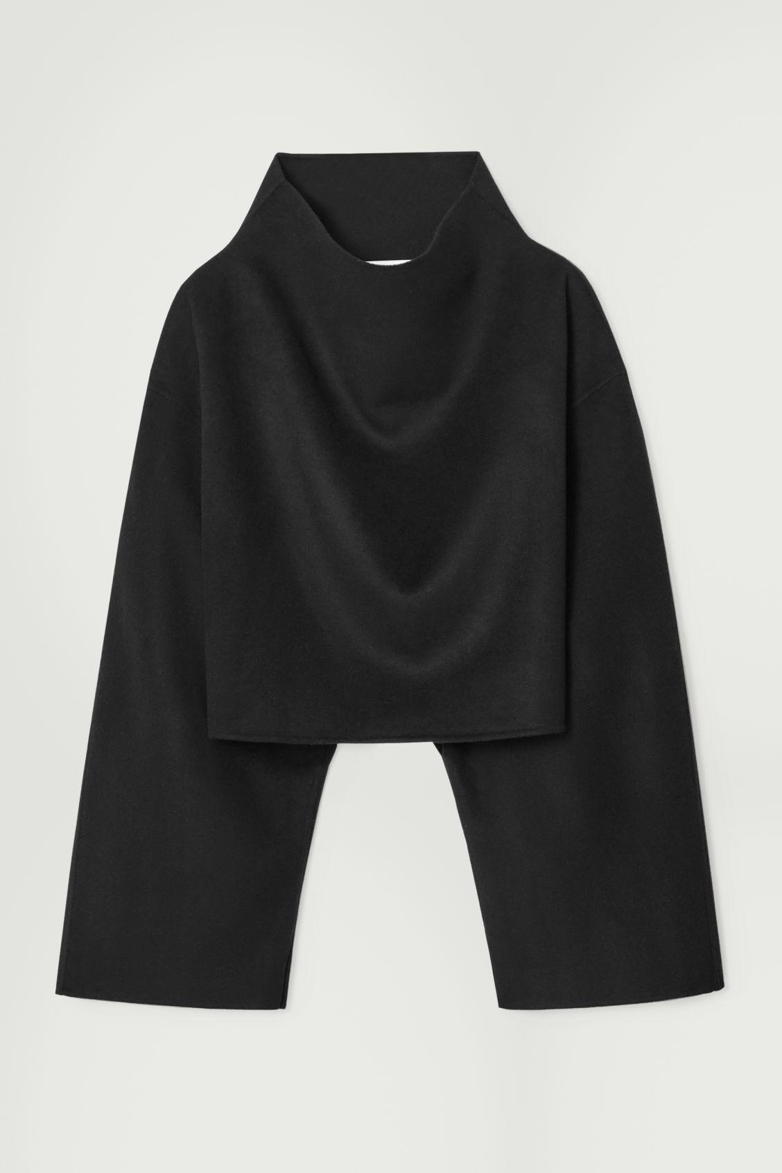 COS The Hybrid Scarf in CARBON | endource