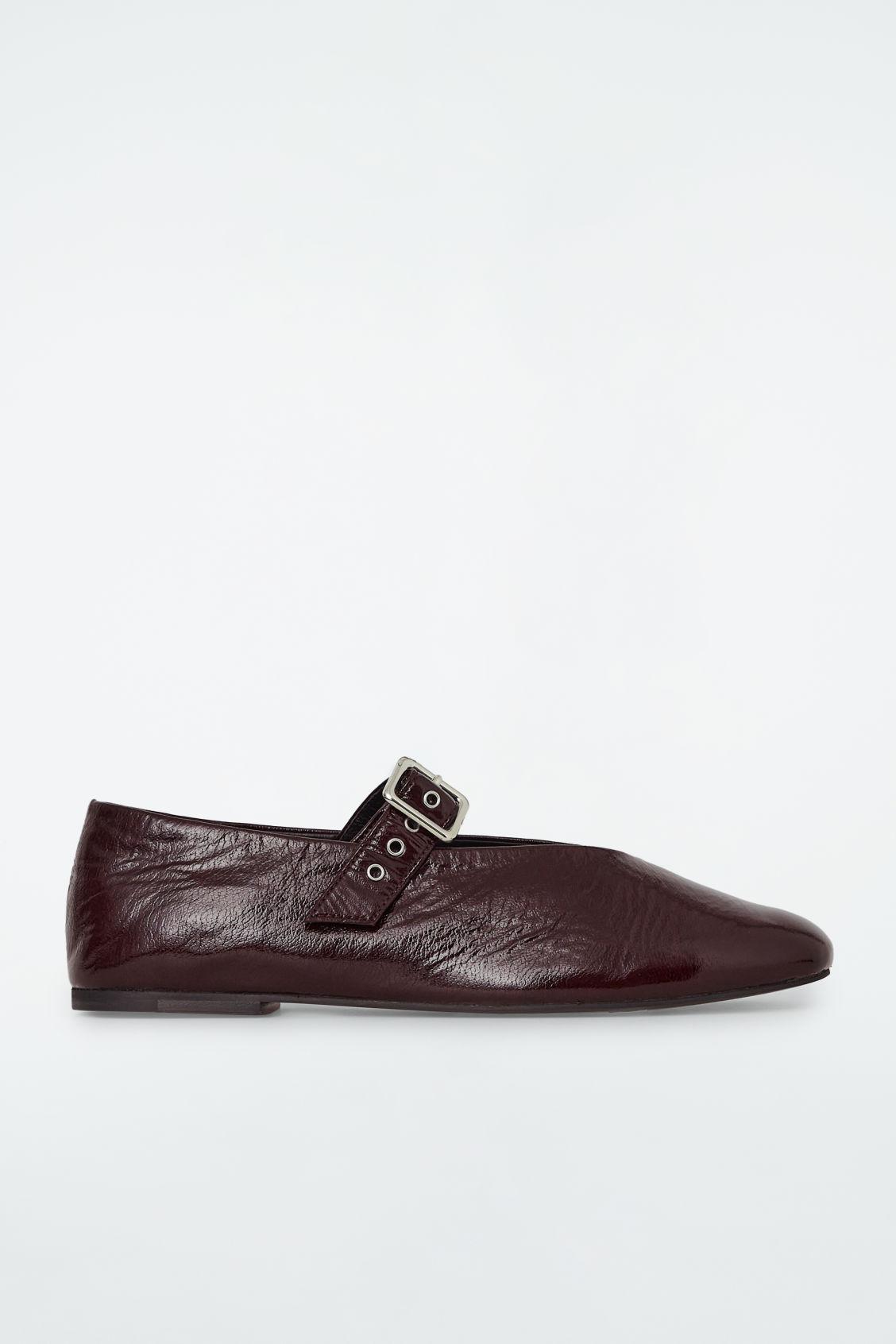COS Buckled Ballet Flats in BORDEAUX | endource
