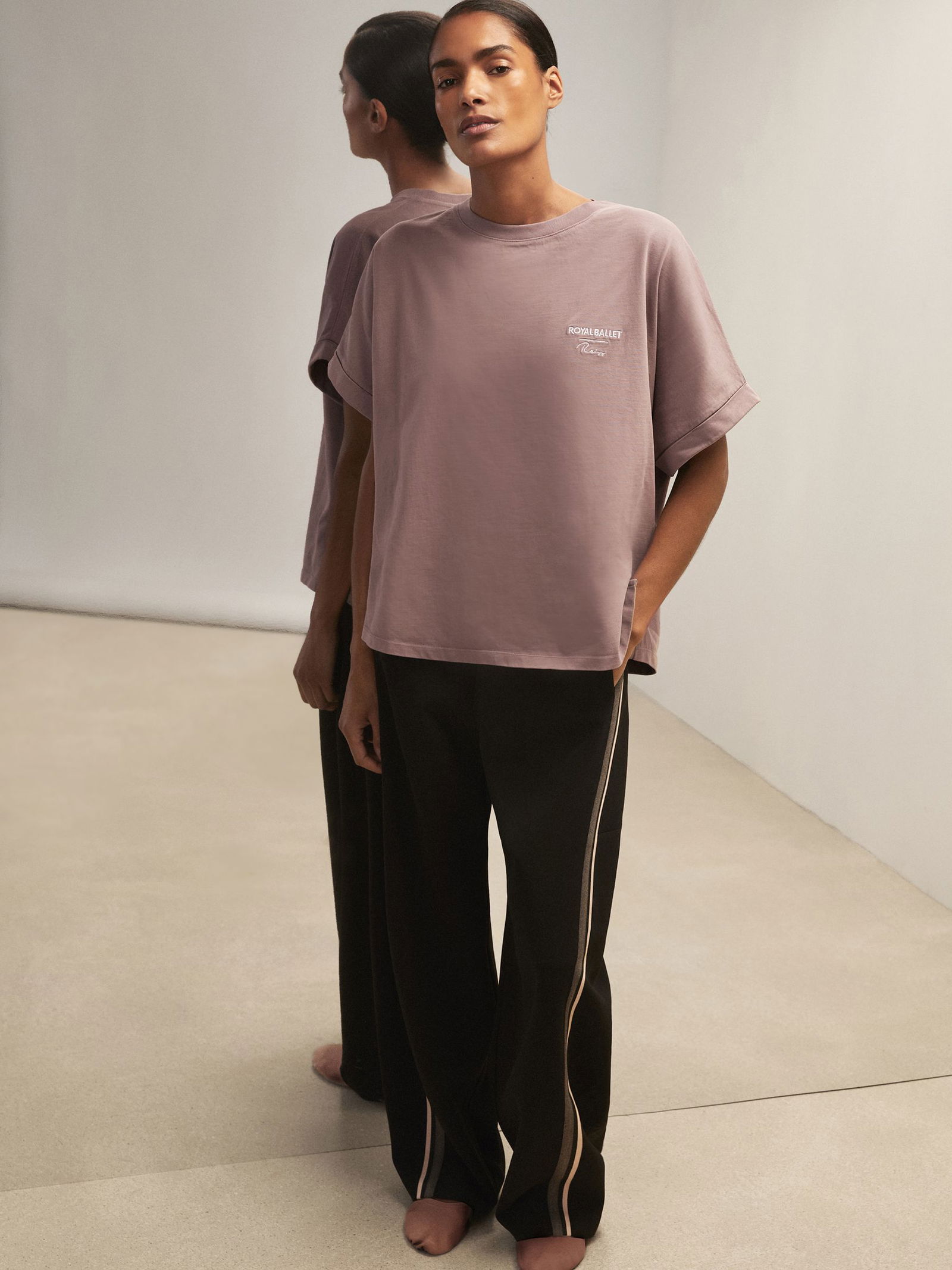REISS | Royal Ballet Logo T-Shirt In Rose Pink | endource