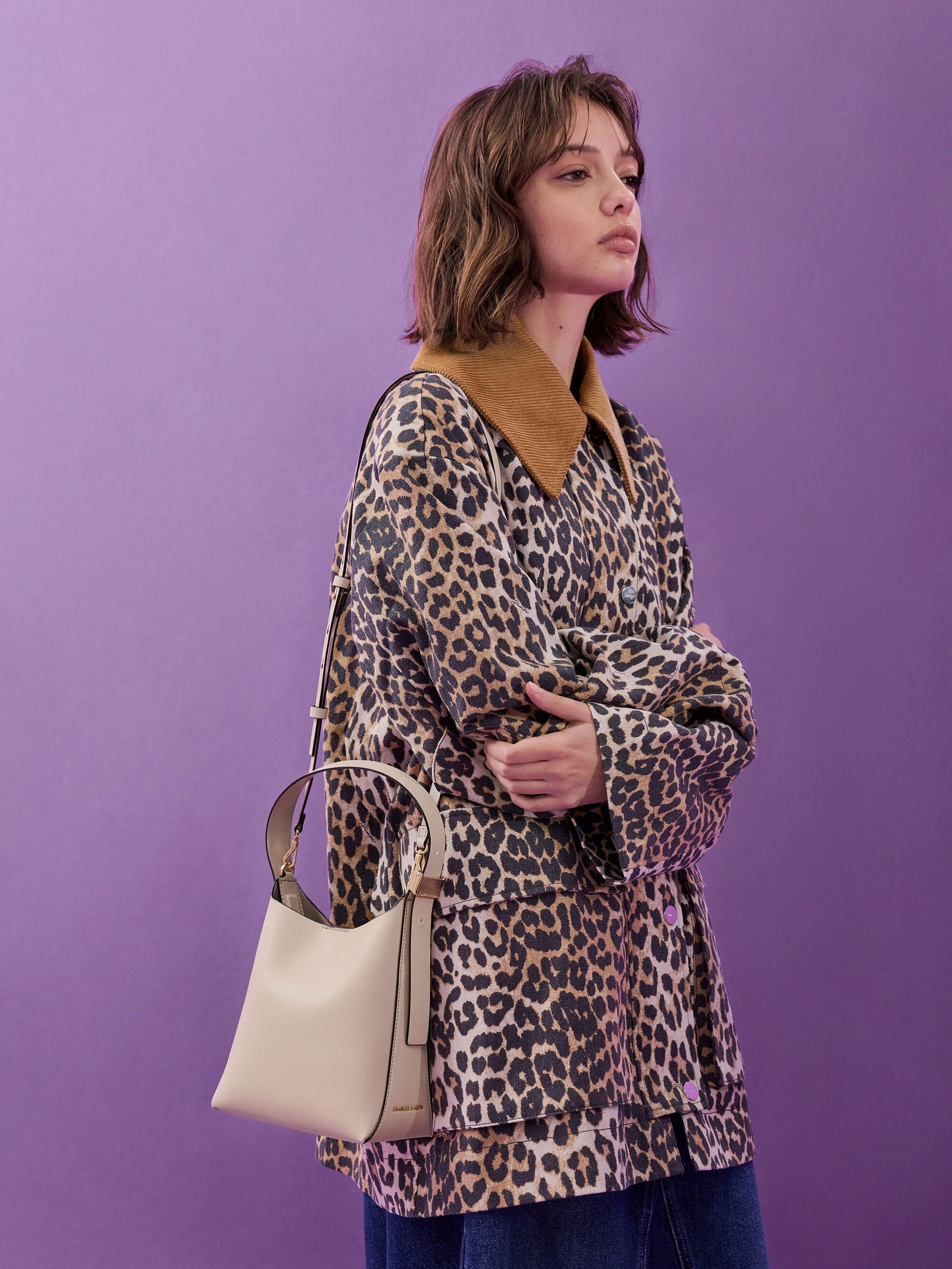 CHARLES & KEITH Edna Bucket Bag | endource