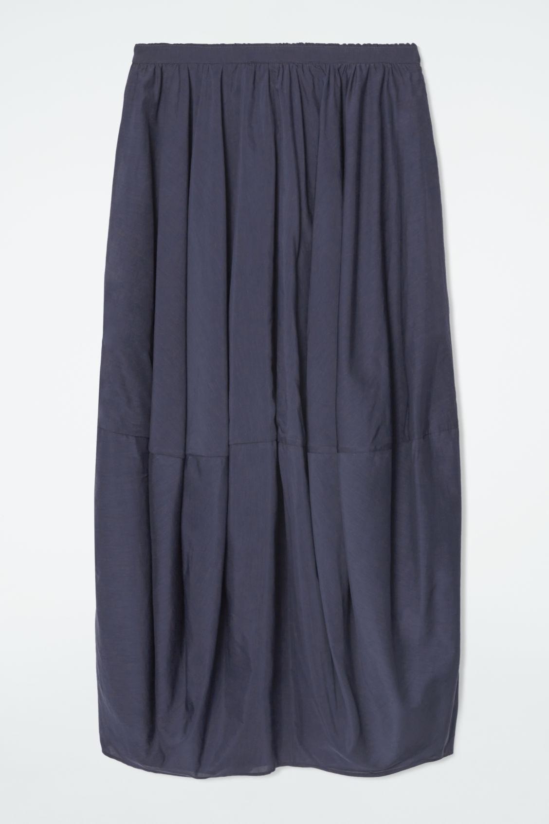 COS Balloon Midi Skirt in NAVY | Endource