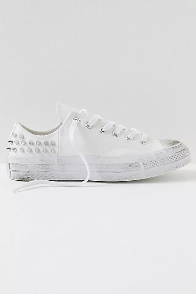 CONVERSE Chuck 70 Low Studded Trainers in White / Black | Endource