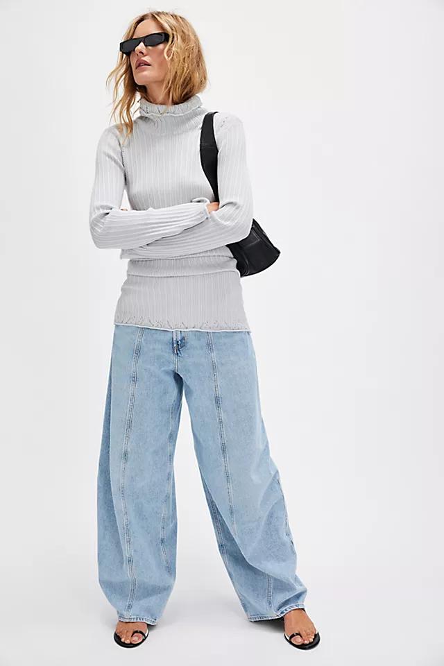 FREE PEOPLE Allira Turtleneck in Frost | endource