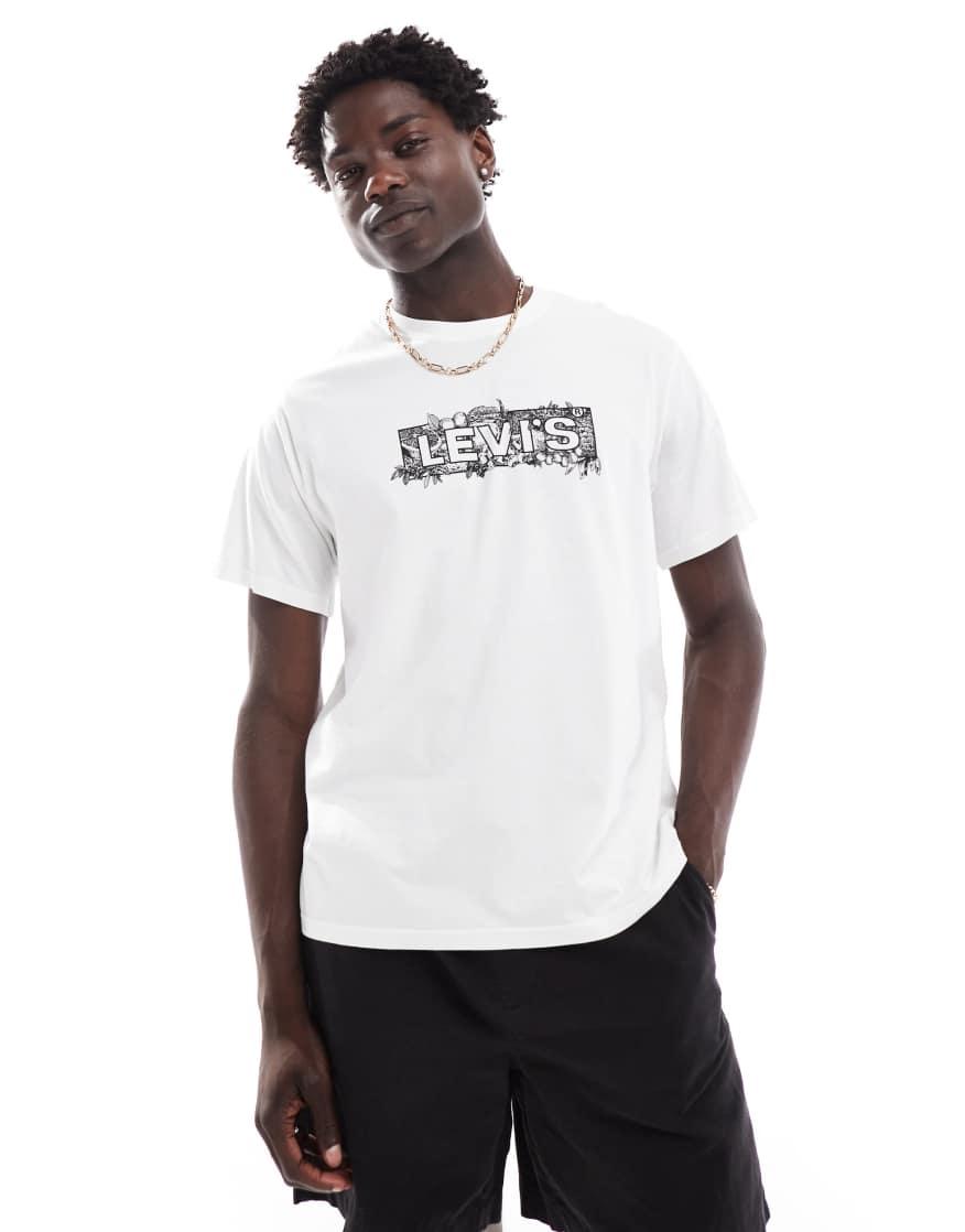 LEVI'S Fruit Boxtab Logo Relaxed Fit T-Shirt in white | endource