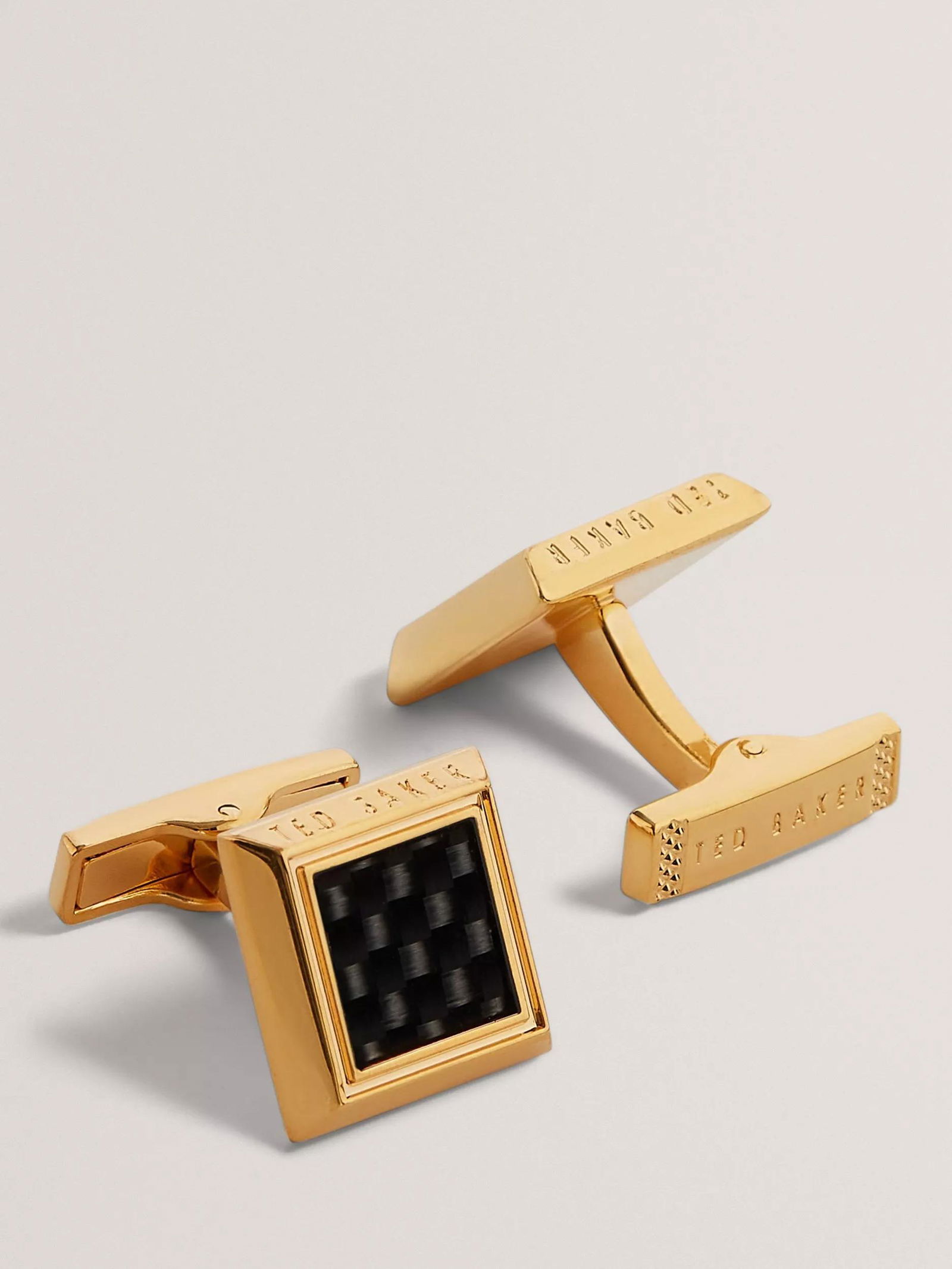 TED BAKER Carder Carbon Fibre Cufflinks | endource