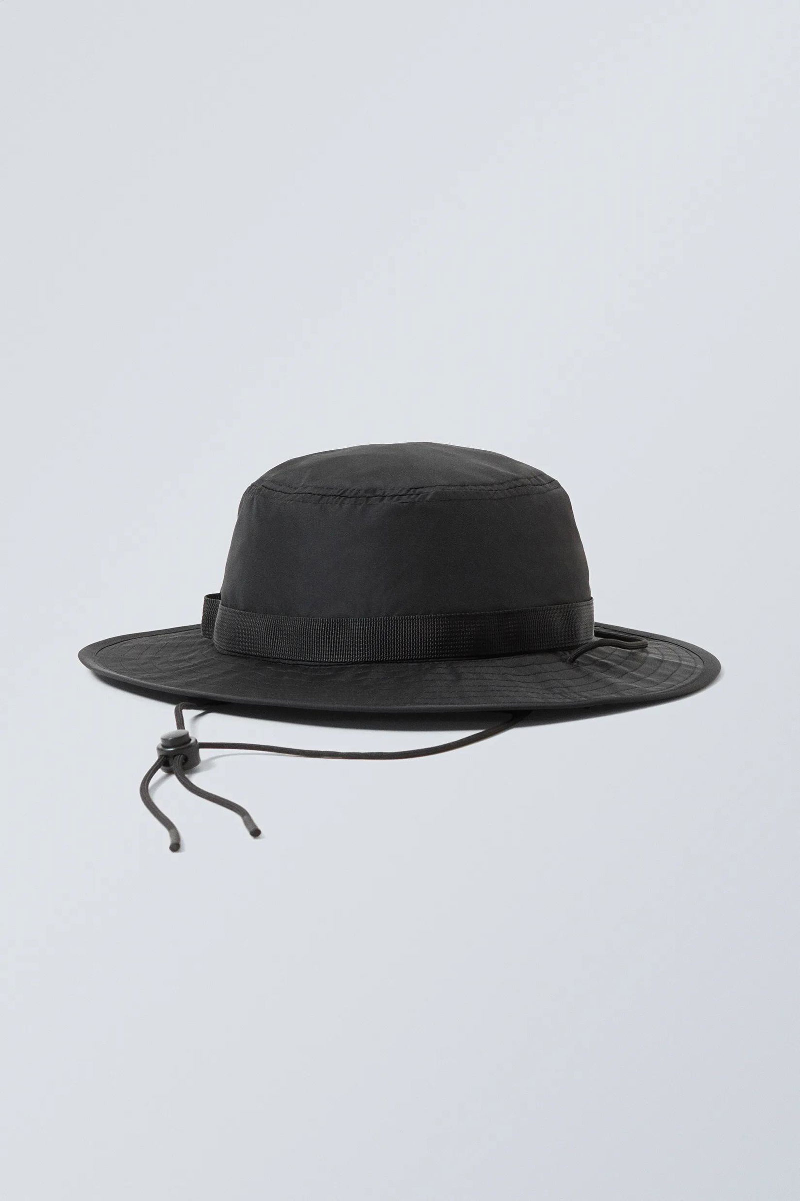 WEEKDAY Utility Bucket Hat in Black | Endource
