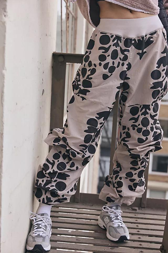 FREE PEOPLE FP Movement - Parade Pants in All Over Logo - Tofu Combo ...