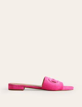 BODEN Stitch Cut Out Snaffle Sliders | endource
