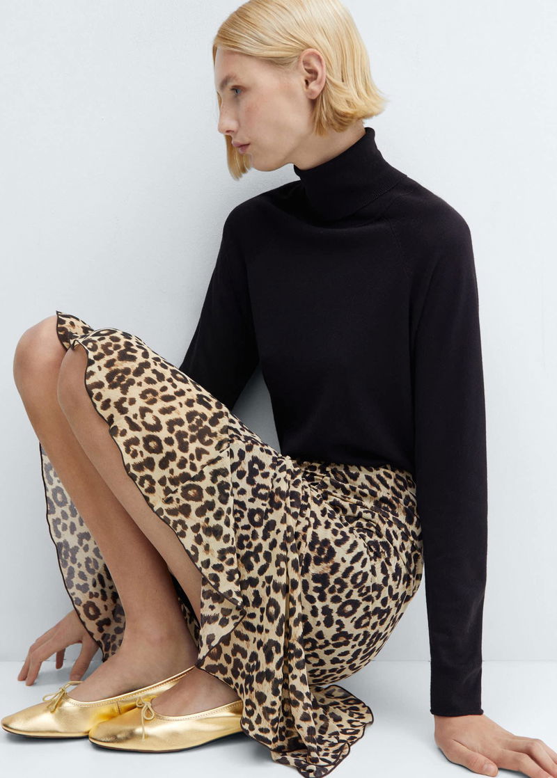 MANGO Leopard Skirt With Gathered Detail in Black | Endource