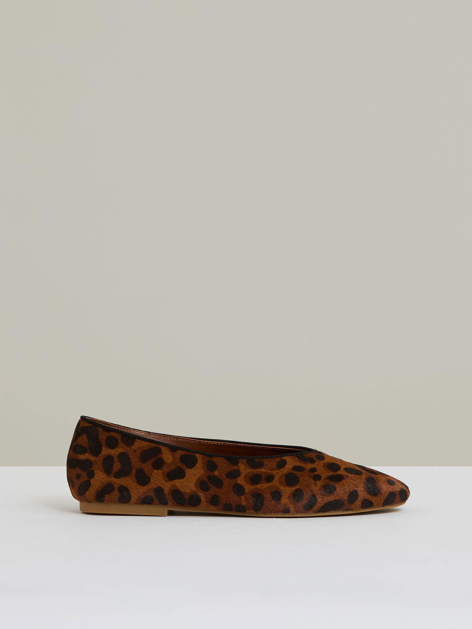 REISS Amelia Leather Rounded-Point Toe Ballet Flats in Animal | endource