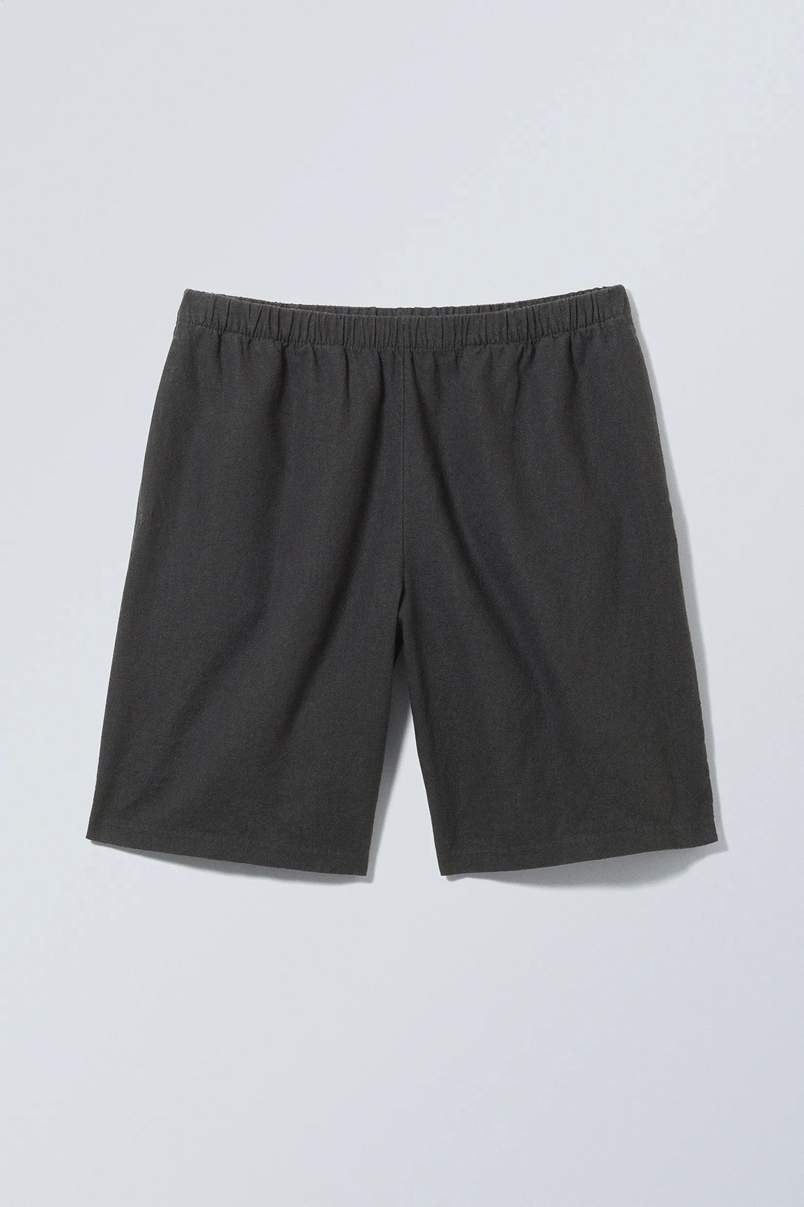 WEEKDAY Relaxed Linen Blend Shorts in Dark Grey | Endource