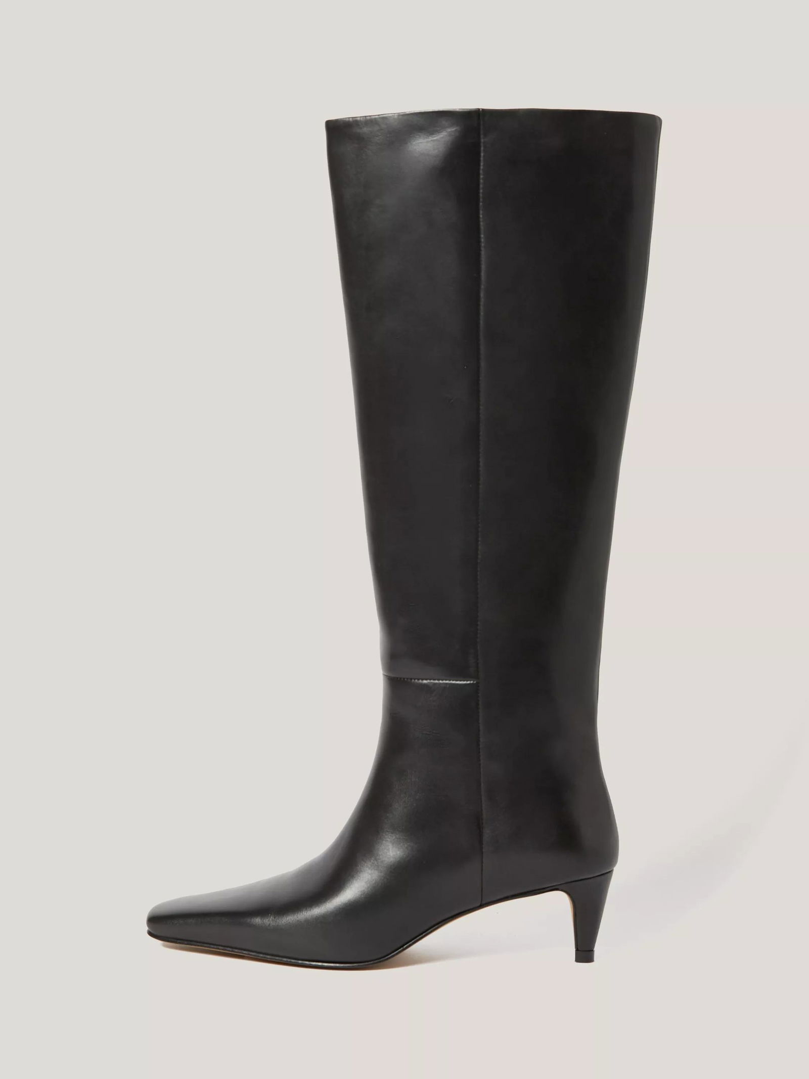 JIGSAW Bobbi Knee High Leather Boots in Black | endource