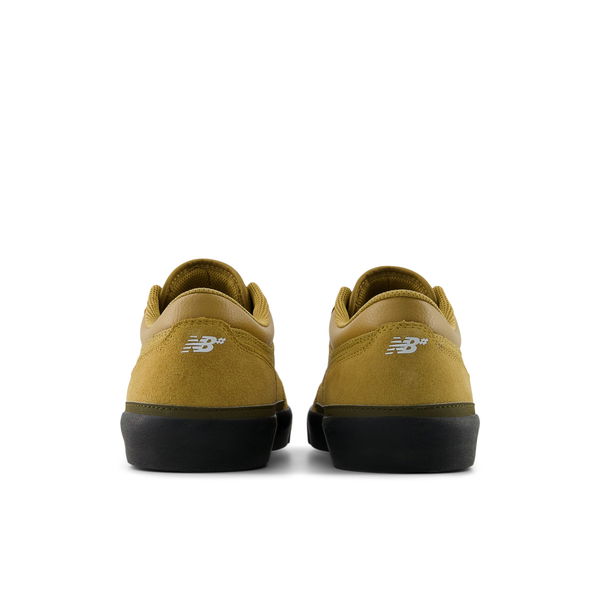 NEW BALANCE Unisex NB Numeric Franky Villani 417 Low In Brown/White ...