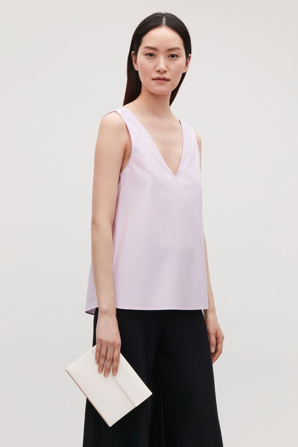 COS Low V-neck Pleated Top | endource