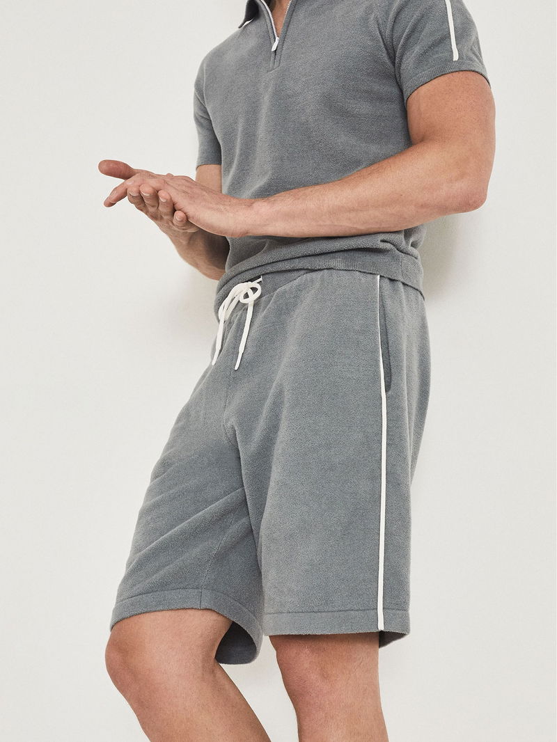 REISS Lotus Velour Loungewear Shorts in Sage | Endource