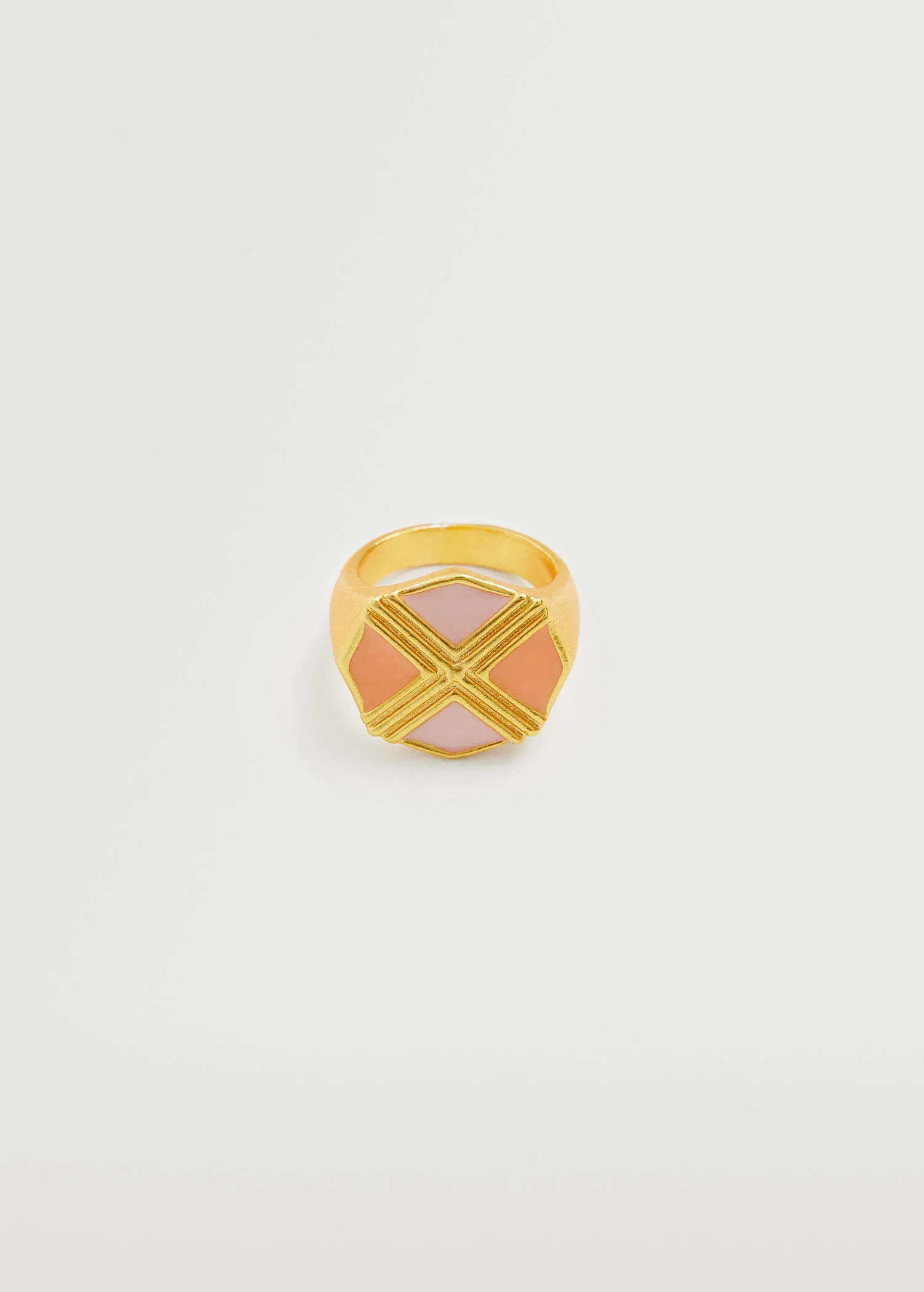 MANGO Metallic Seal Ring in Gold | endource