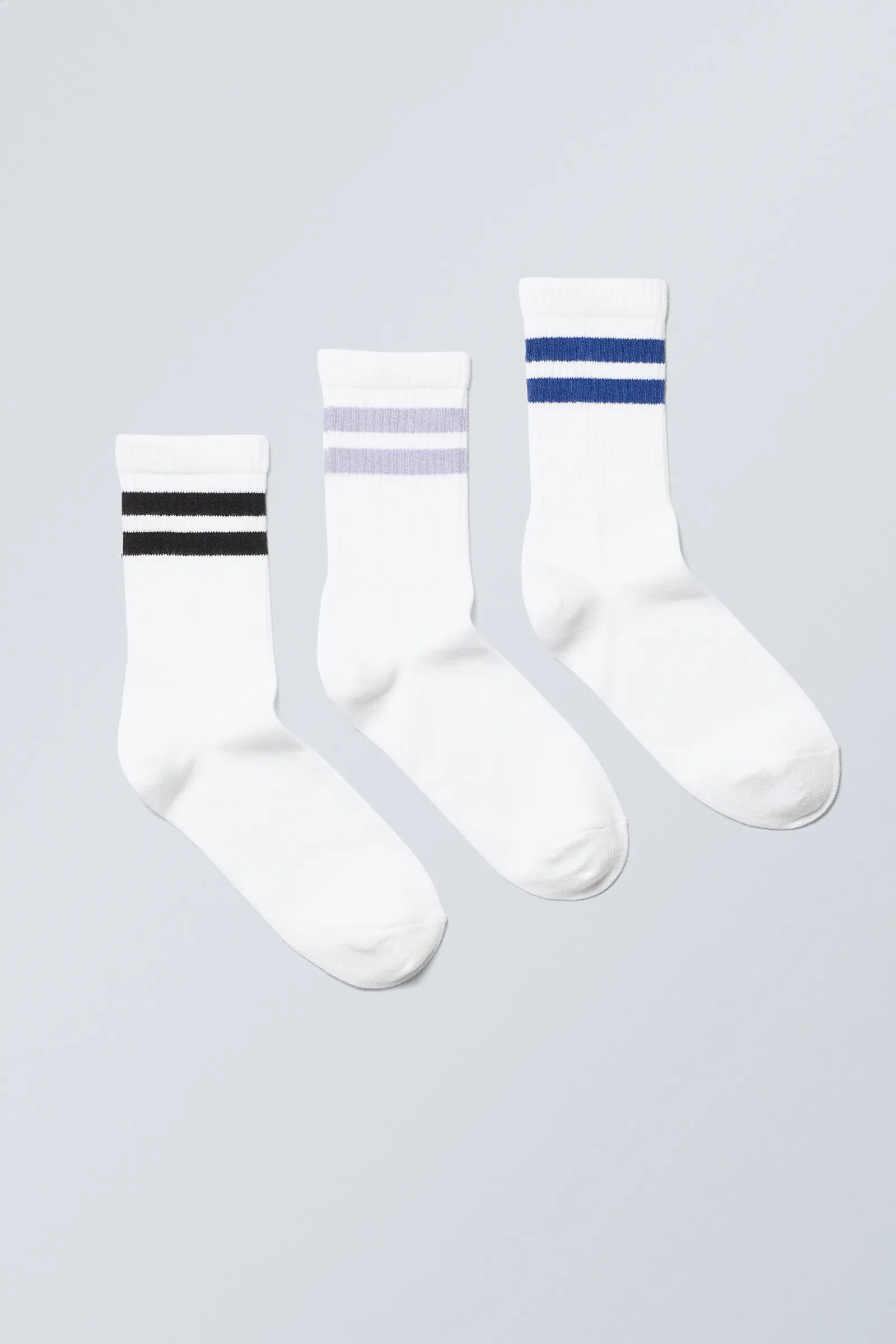 WEEKDAY 3-Pack Sport Striped Socks in Black Purple Blue Stripe | endource