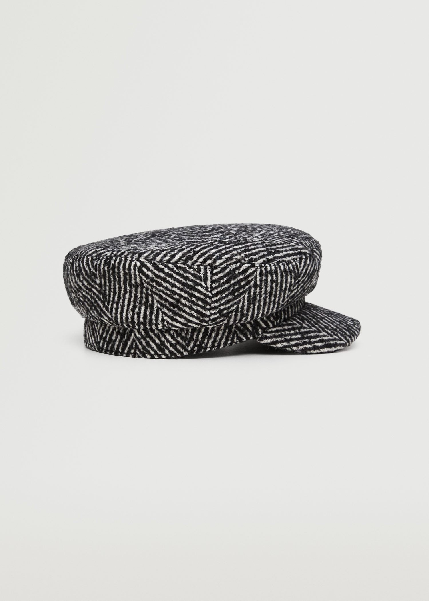 MANGO Hat in Black | endource