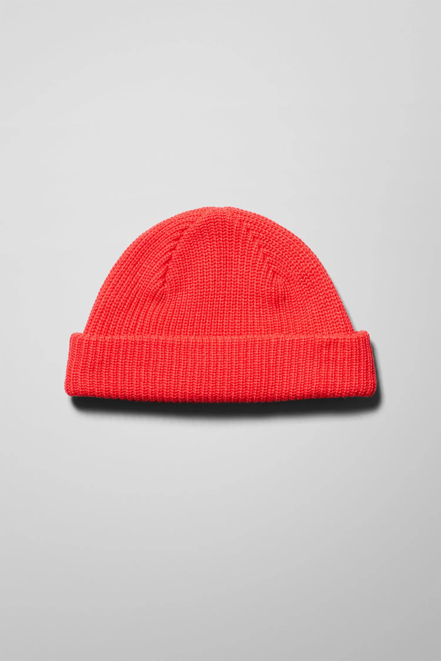 WEEKDAY Stan Beanie in Red | Endource