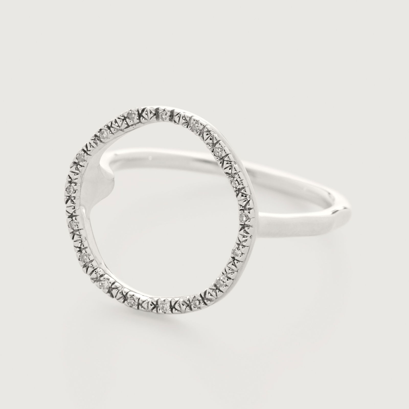 MONICA VINADER Riva Circle Diamond Ring in Sterling Silver | endource