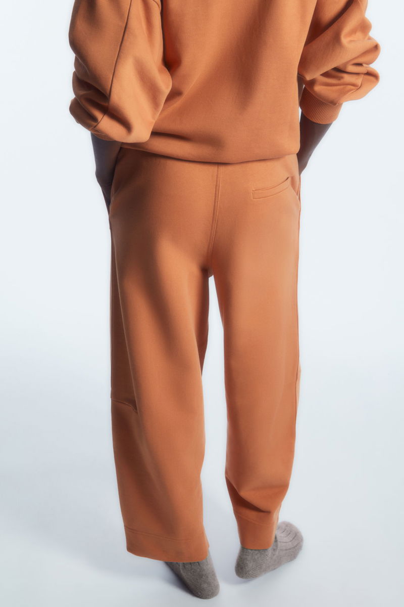 COS Barrel-Leg Joggers in TERRACOTTA | endource
