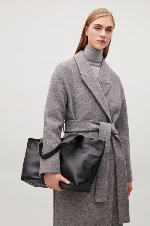 COS Leather Tote Bag | endource