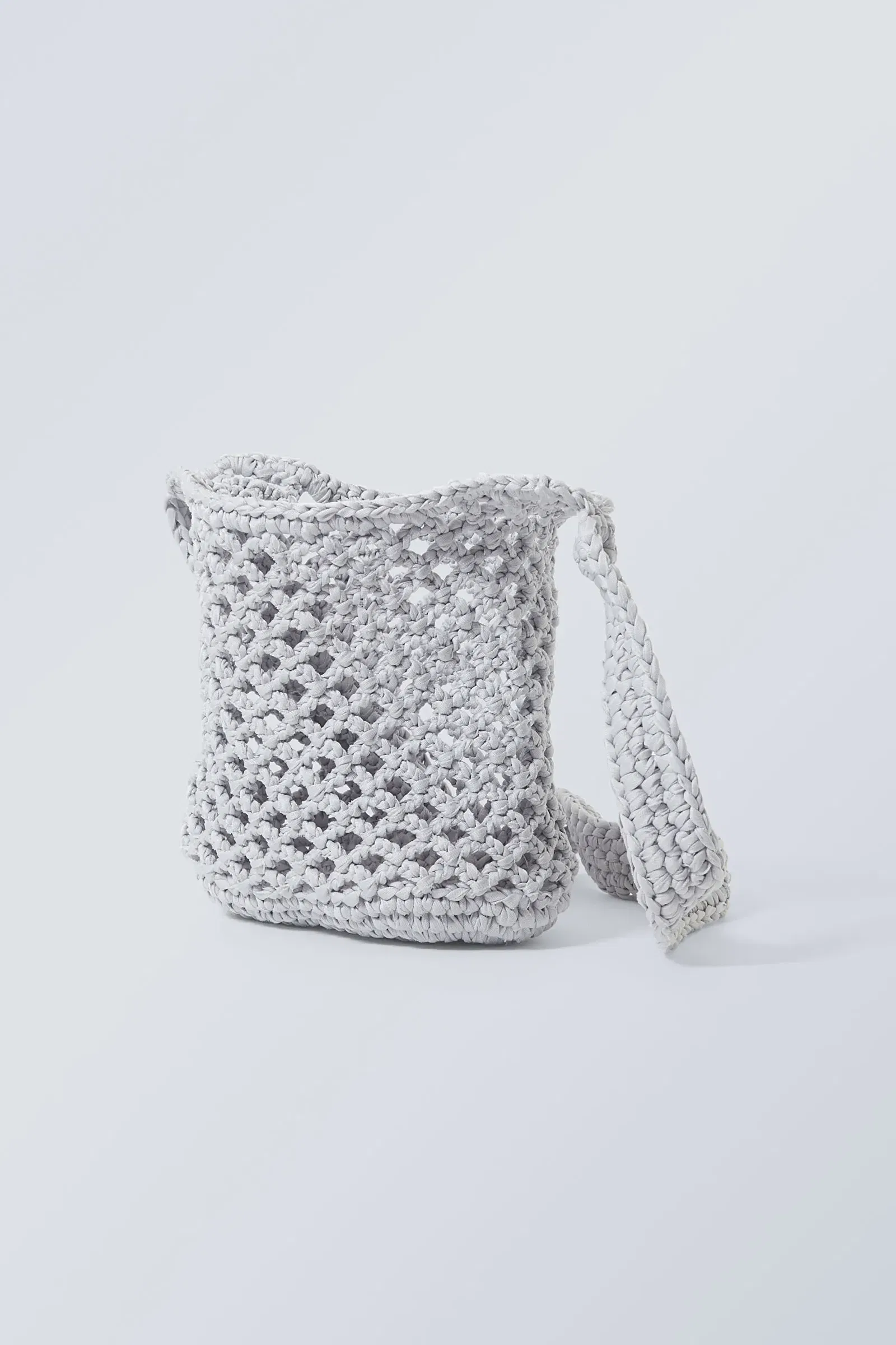 WEEKDAY Joline Crochet Bag in Light Grey | Endource