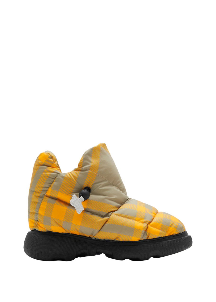 BURBERRY Check Pillow Boots | endource